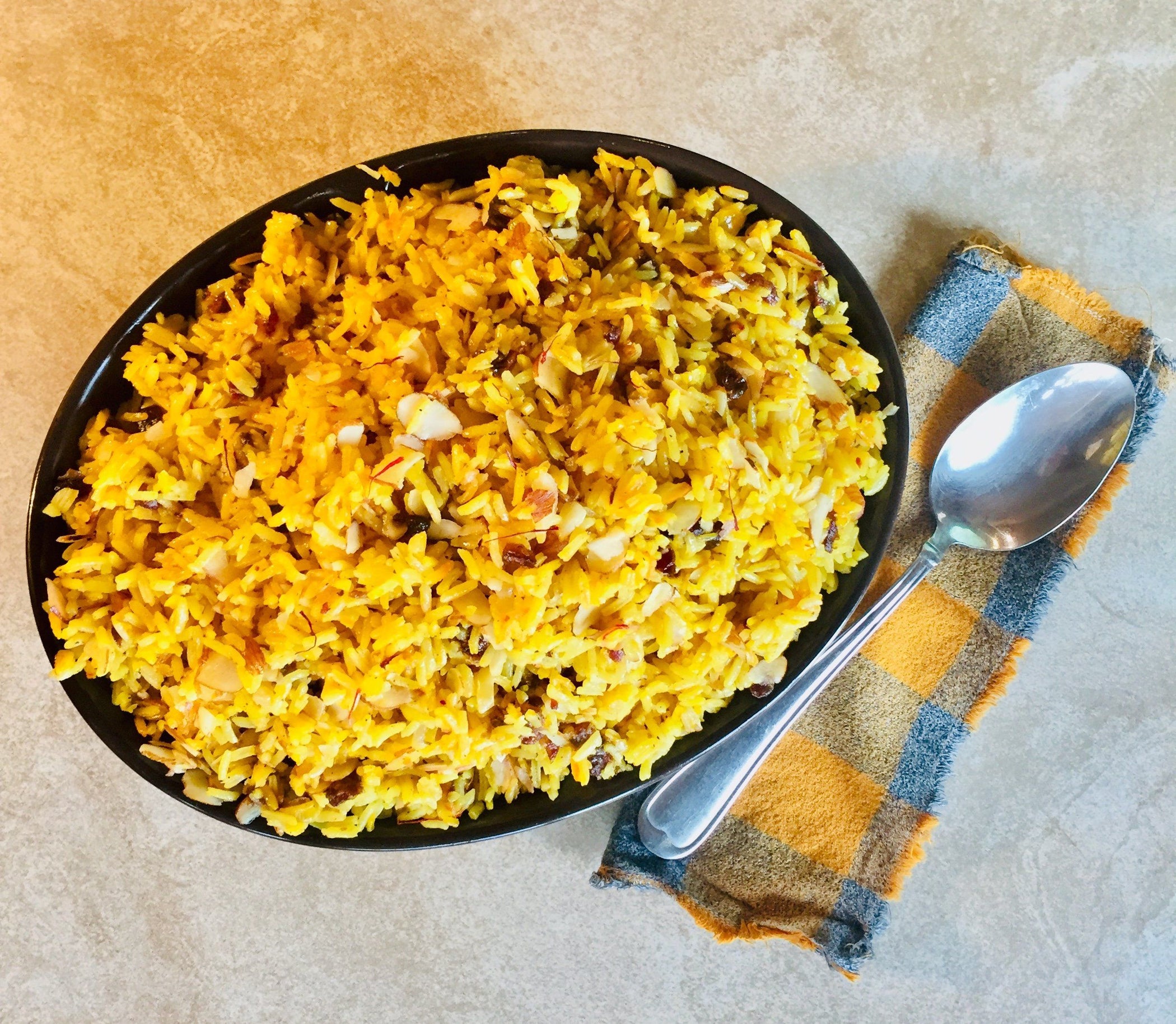 Best Saffron Rice Recipe: Saffron Rice with Almonds and Dates
